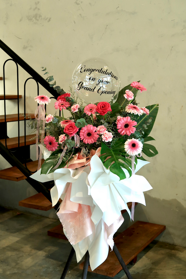 Pink Wealth Stand – Dayang Ros Flower Boutique